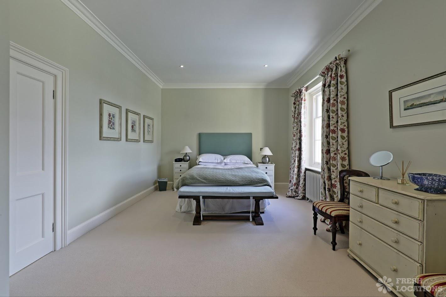 Lushill Shoot Location | Fresh Locations