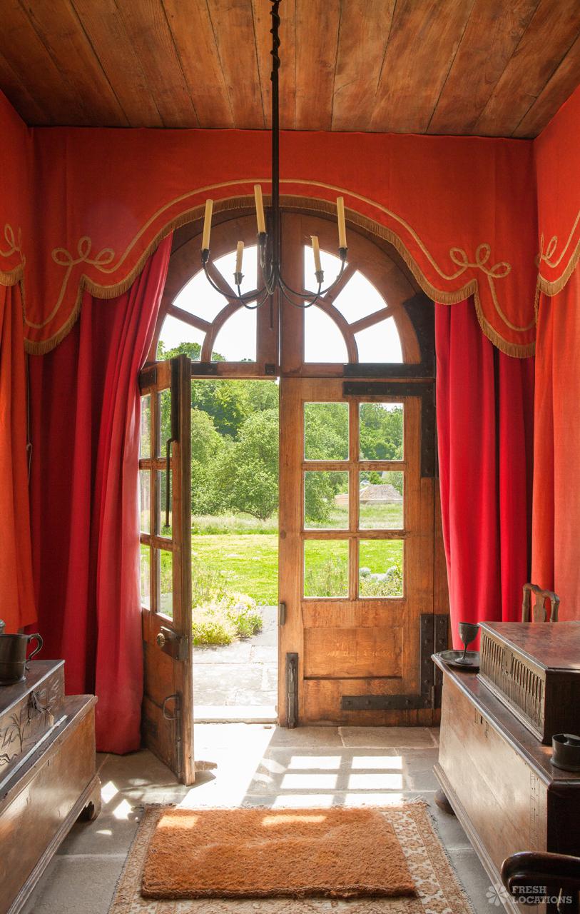 Stroud Manor Shoot Location | Fresh Locations