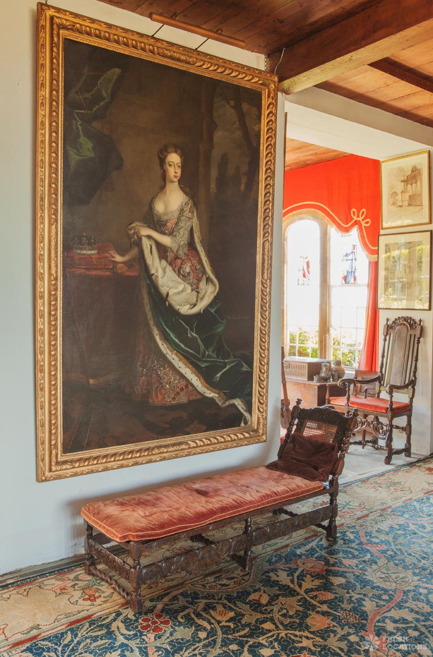 Stroud Manor Shoot Location | Fresh Locations