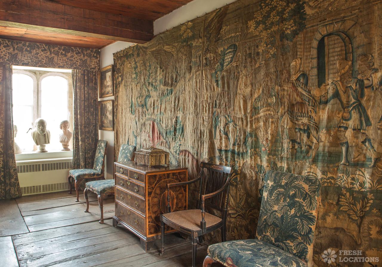 Stroud Manor Shoot Location | Fresh Locations