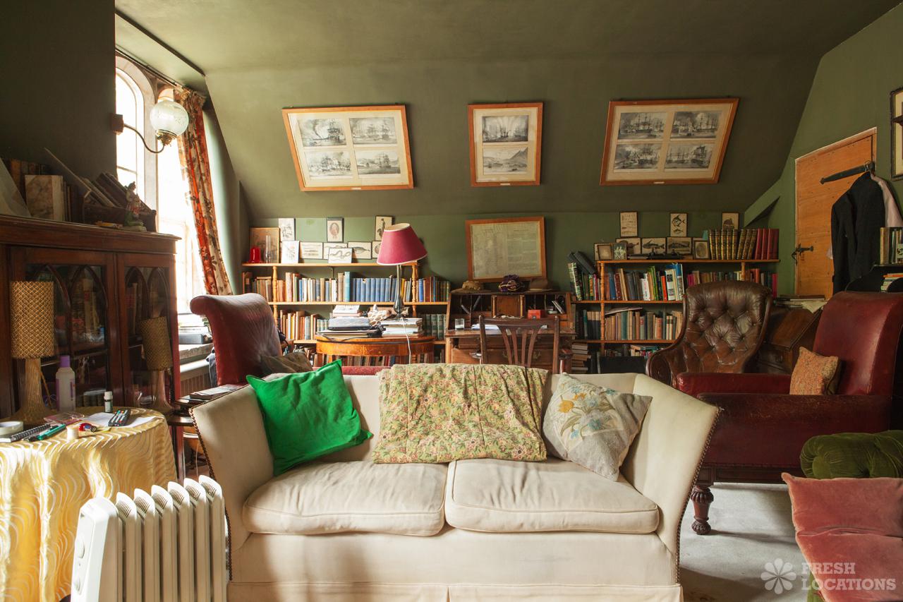 Stroud Manor Shoot Location | Fresh Locations