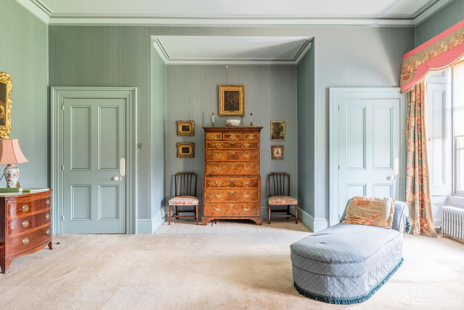 Hanbury House Shoot Location | Fresh Locations