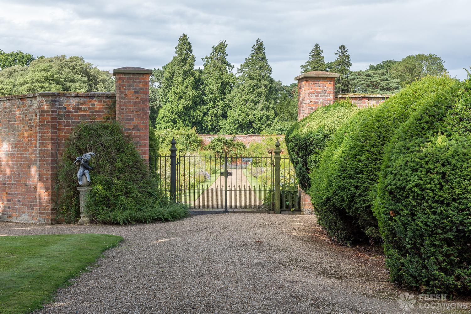 Hanbury House Shoot Location | Fresh Locations