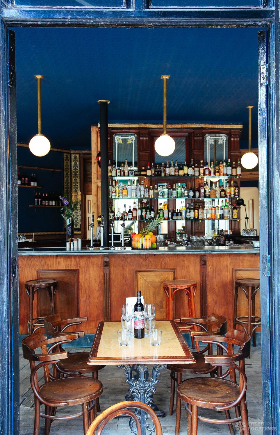 The Kings Arms Shoot Location | Fresh Locations