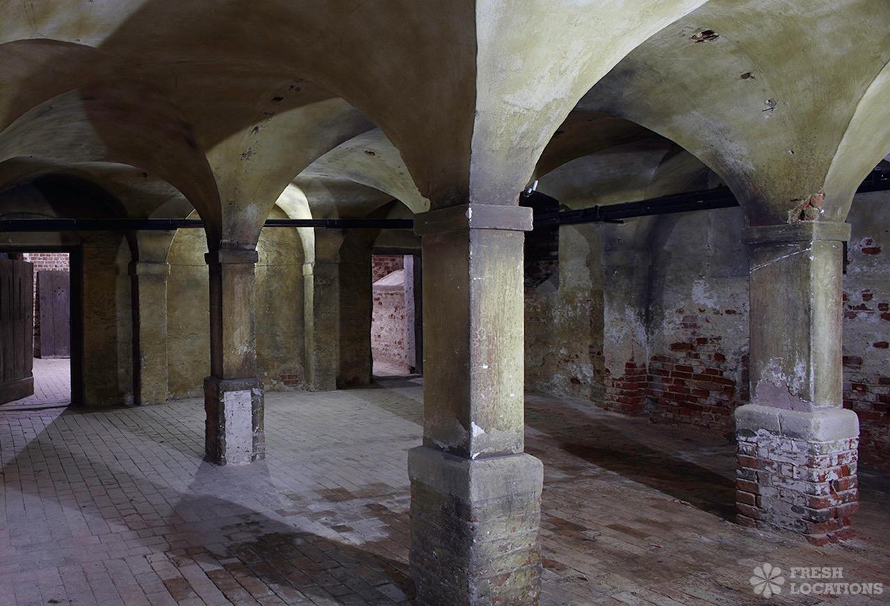 Halstead Castle Shoot Location | Fresh Locations