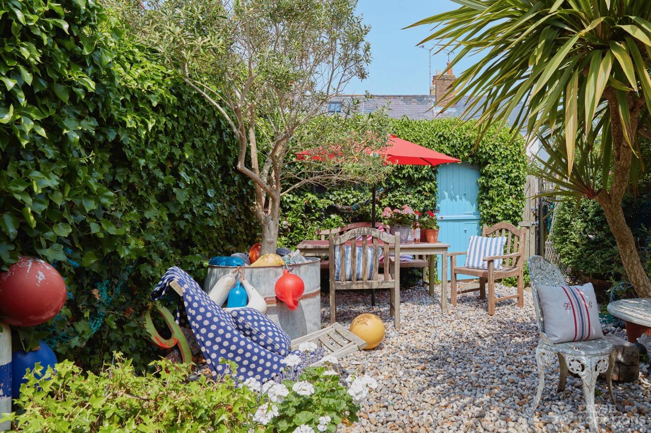 Kingsdown Beach Shoot Location | Fresh Locations