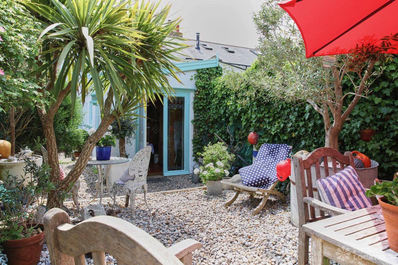 Kingsdown Beach Shoot Location | Fresh Locations