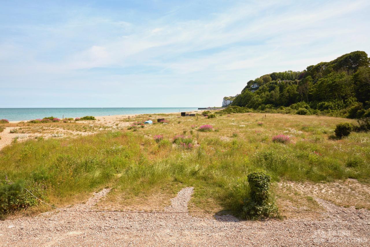 Kingsdown Beach Shoot Location | Fresh Locations