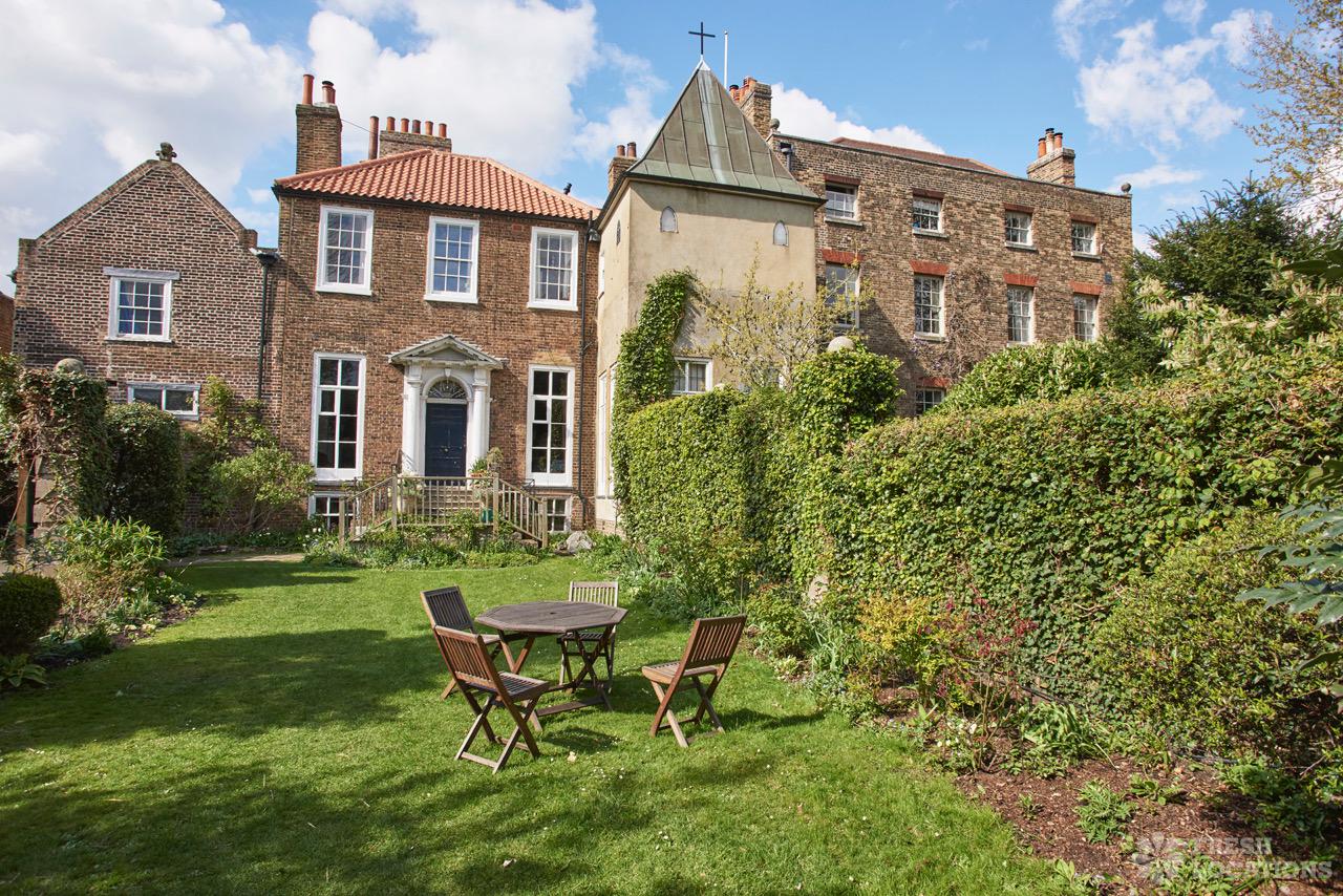 Wimbledon Manor Shoot Location | Fresh Locations