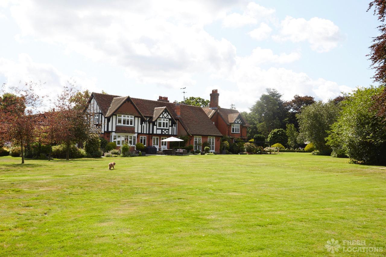 Burnham Manor Shoot Location | Fresh Locations