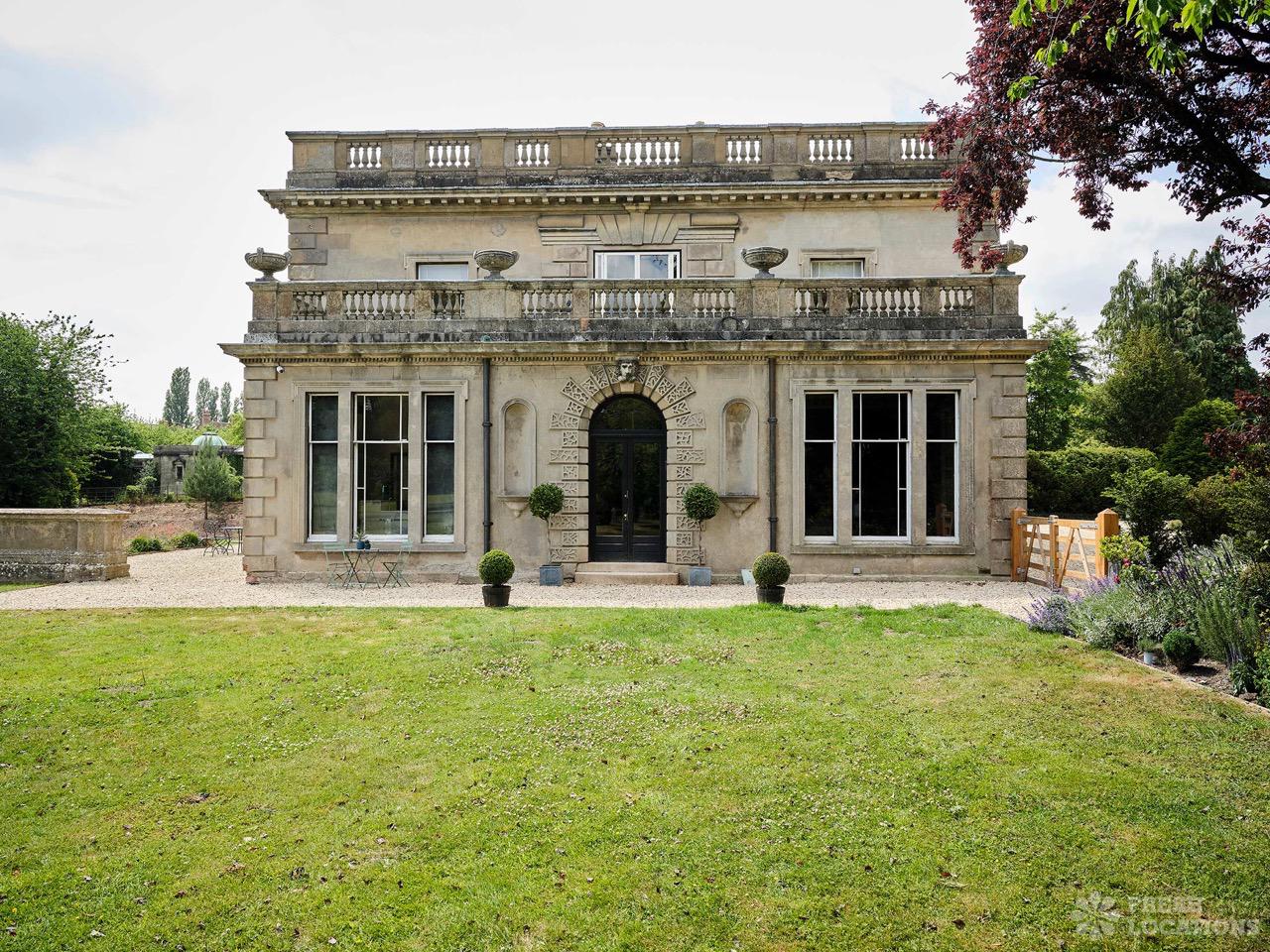 Solihull Hall Shoot Location | Fresh Locations