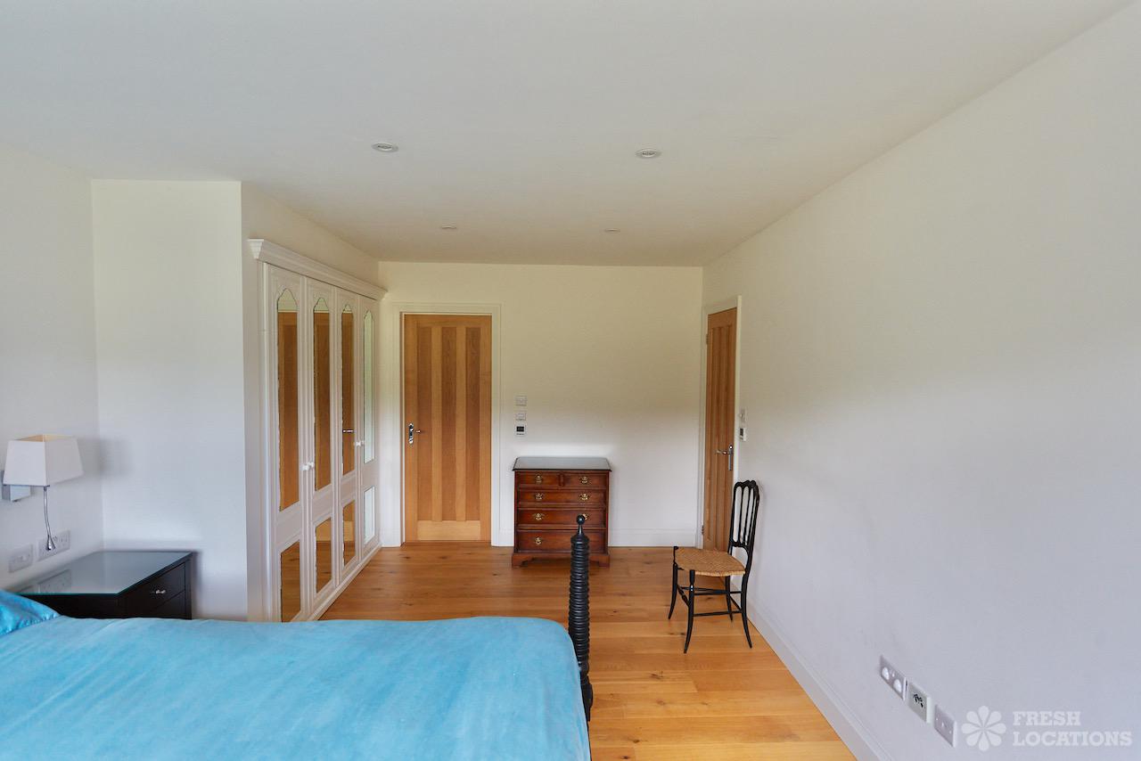 Bledlow Farm House Shoot Location | Fresh Locations