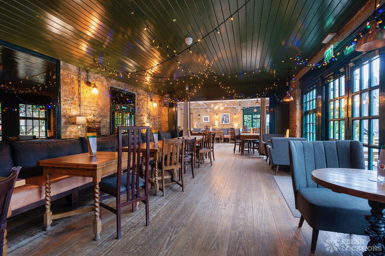 Piper Arms Shoot Location | Fresh Locations