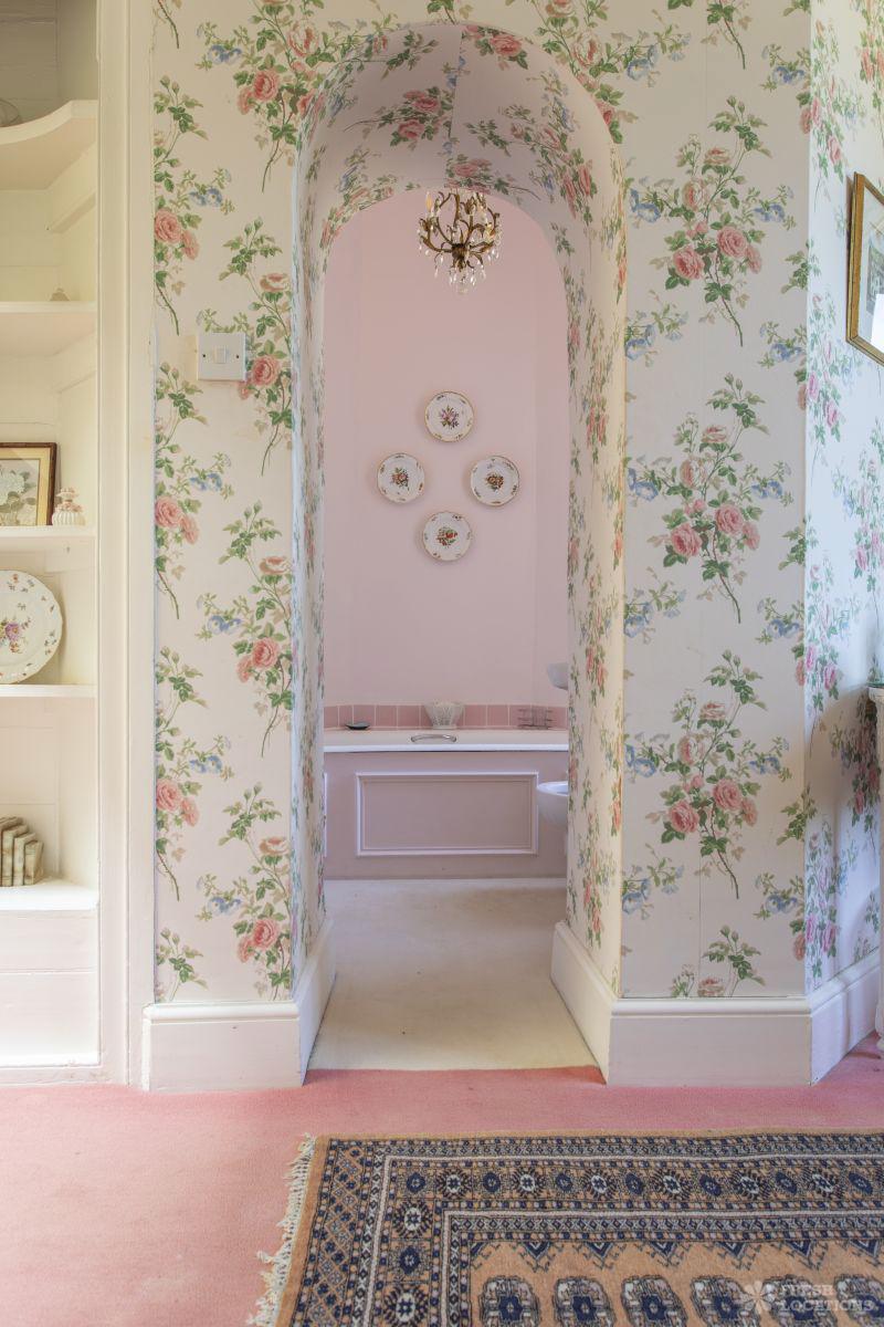 Fitzgerald Castle Shoot Location | Fresh Locations