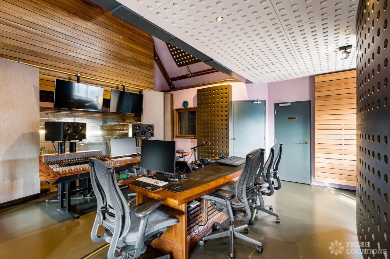 Lark Recording Studio Shoot Location | Fresh Locations